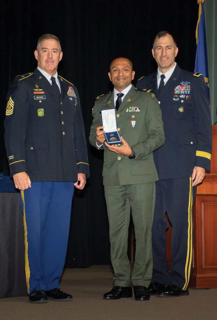 U.S. Army Command and General Staff College graduates 1100 officers ...