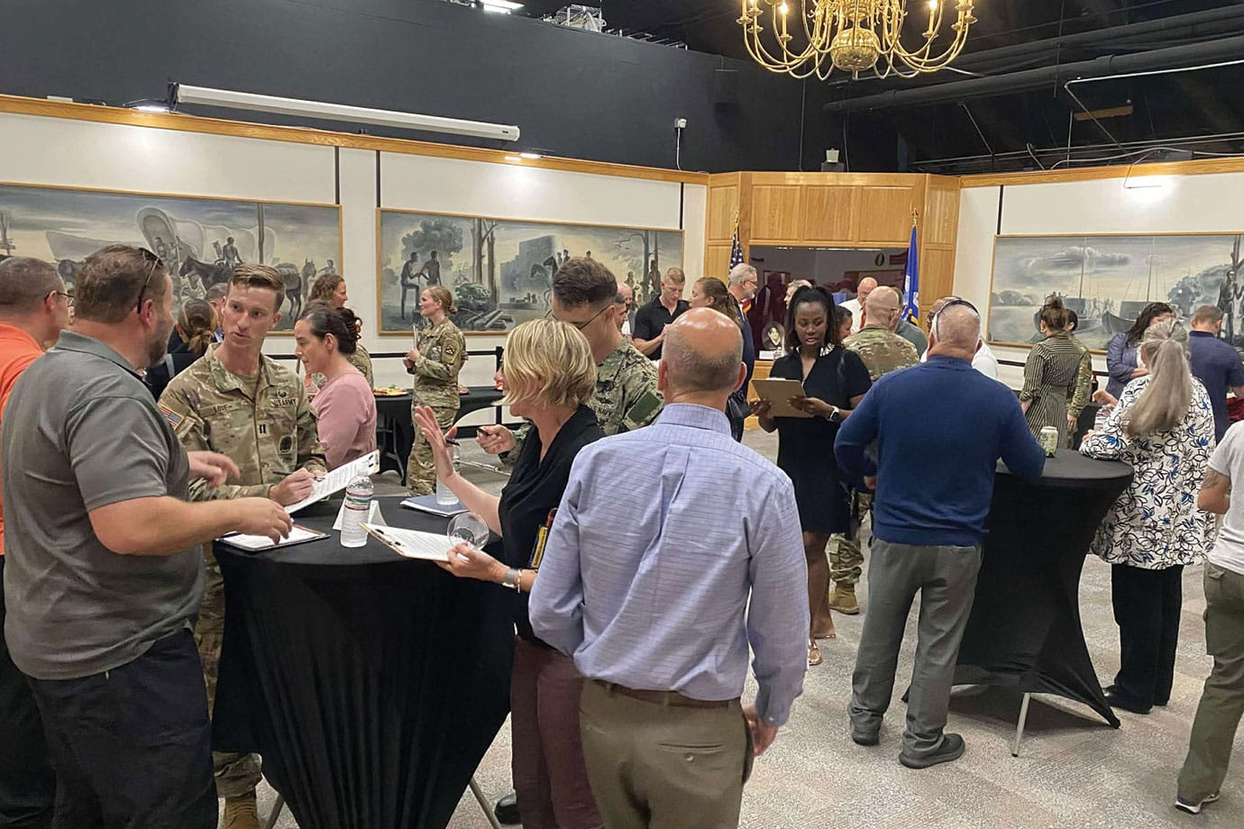 CGSC Mentor Program kicks off with networking event - Command and ...